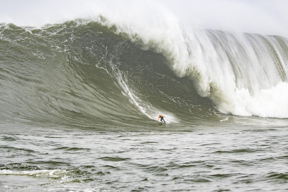 Jojo Roper: A Man Possessed Surfs One of the Biggest Waves Ever At Mav ...
